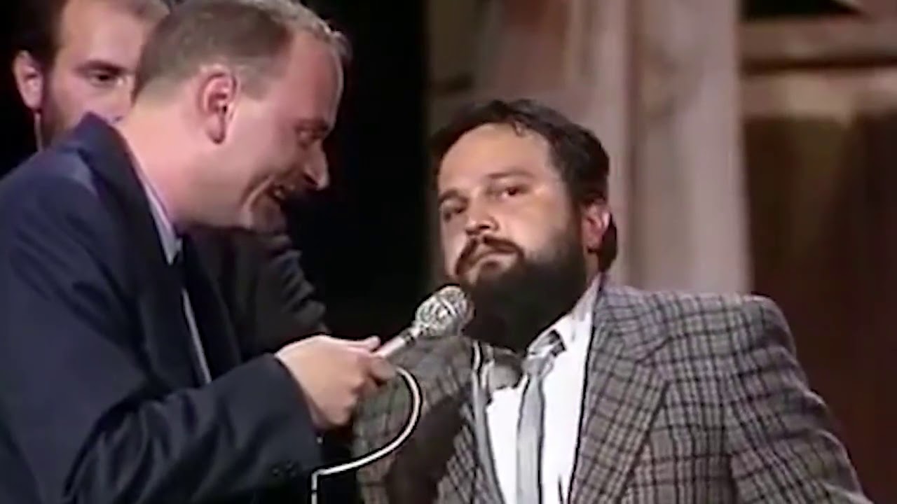 Ce se întâmplă la spectacole când e pomenit numele lui Ioan Gyuri Pascu ...