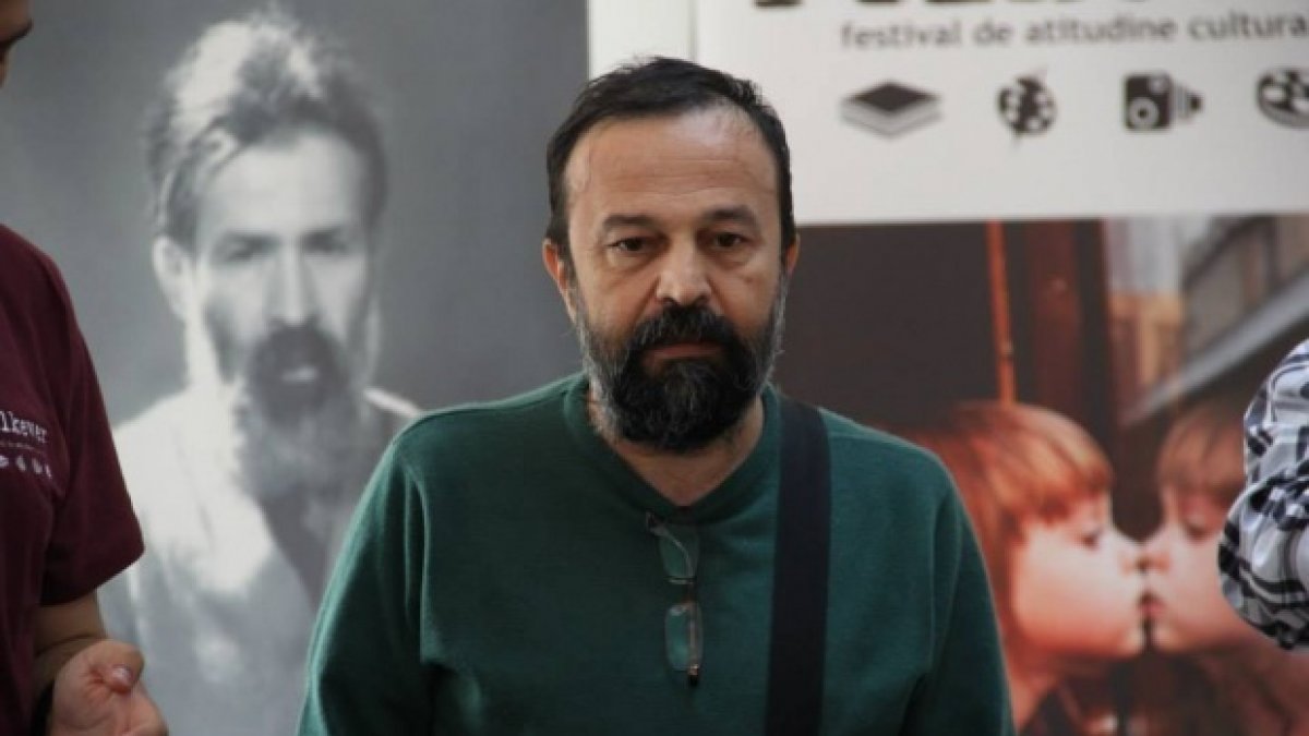 Ce se întâmplă la spectacole când e pomenit numele lui Ioan Gyuri Pascu ...