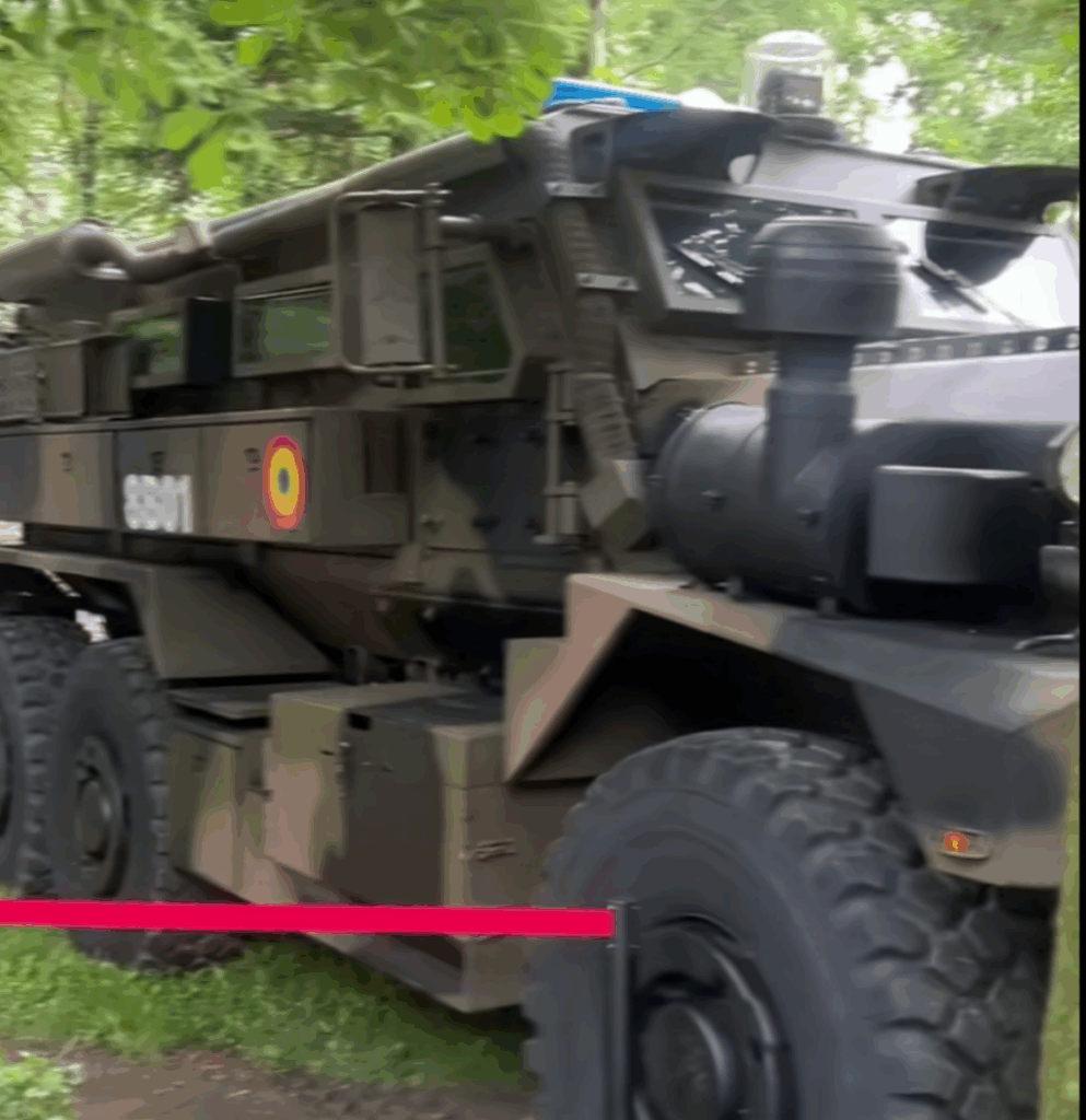 Armata recrutează la Untold: dacă nu te prinde bass-ul, te prinde ...